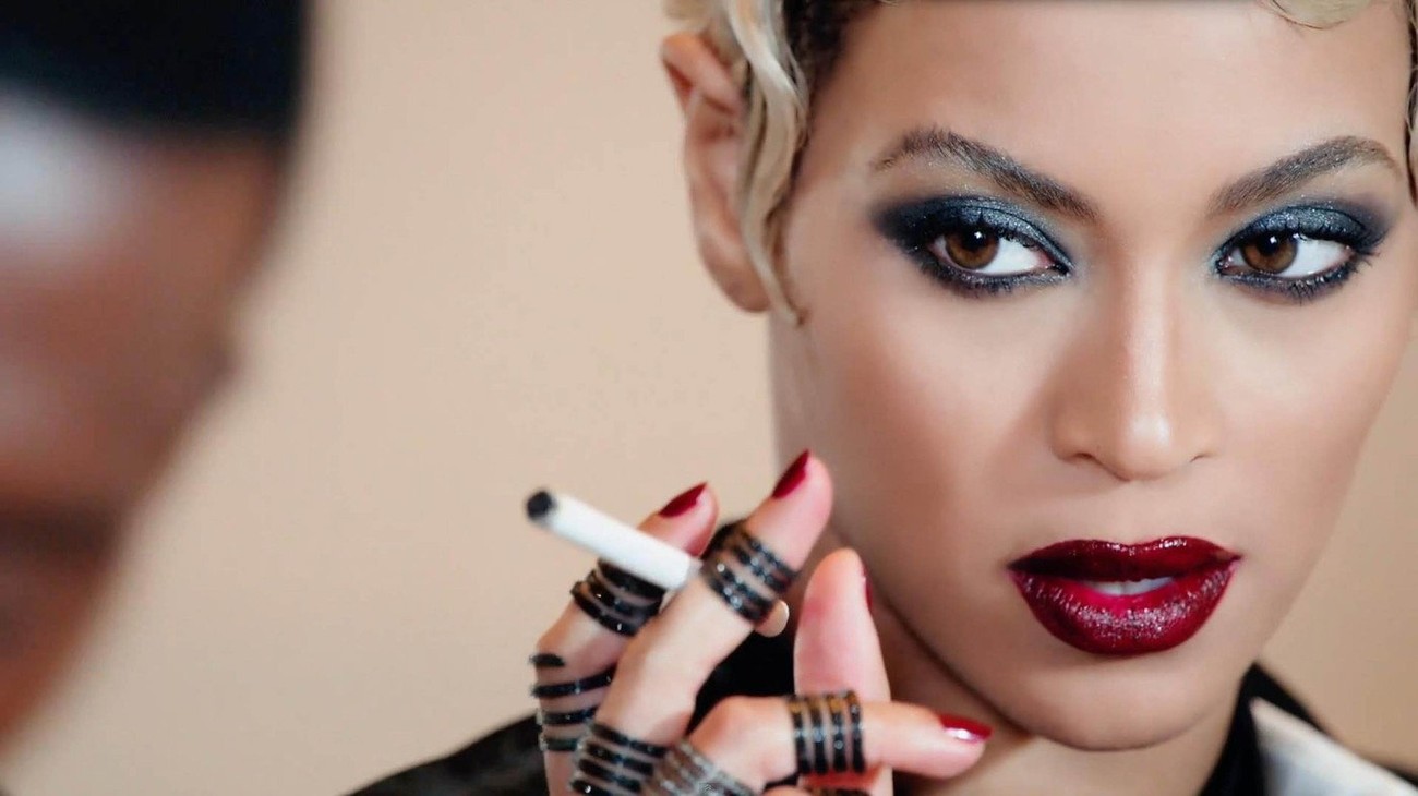 KO IMA SVOG HRONIČARA, A KO NOSI GENE ADONISA Ovo su najveći narcisi u ...