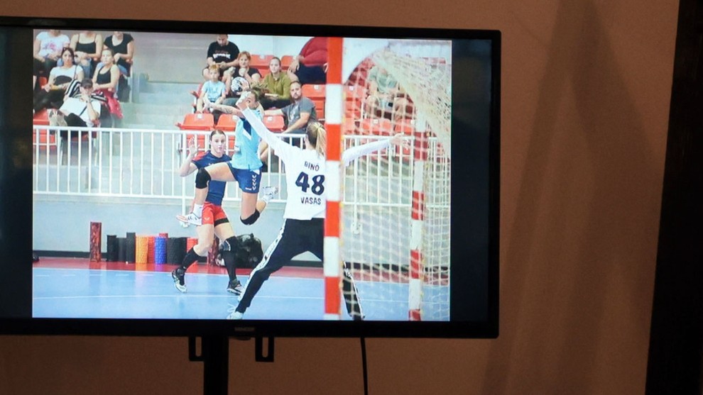 Családja és barátai kísérték utolsó útjára a meggyilkolt kézilabdázót ...