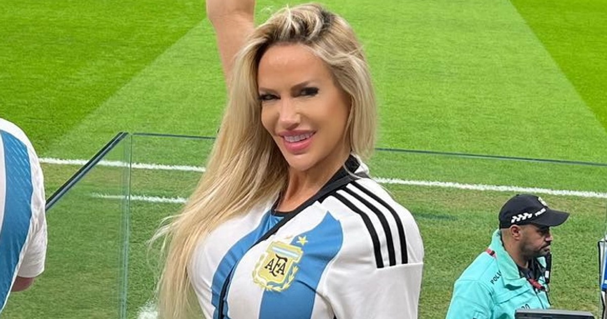 Najseksowniejsza fanka Argentyny lubi szokować. Pokazuje biust i pośladki!