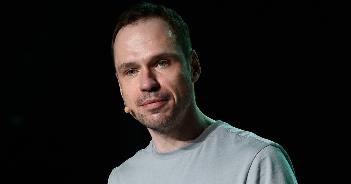 Daniel Dobosz zrobił gejowski coming out. Znasz go z serialu TVP ...