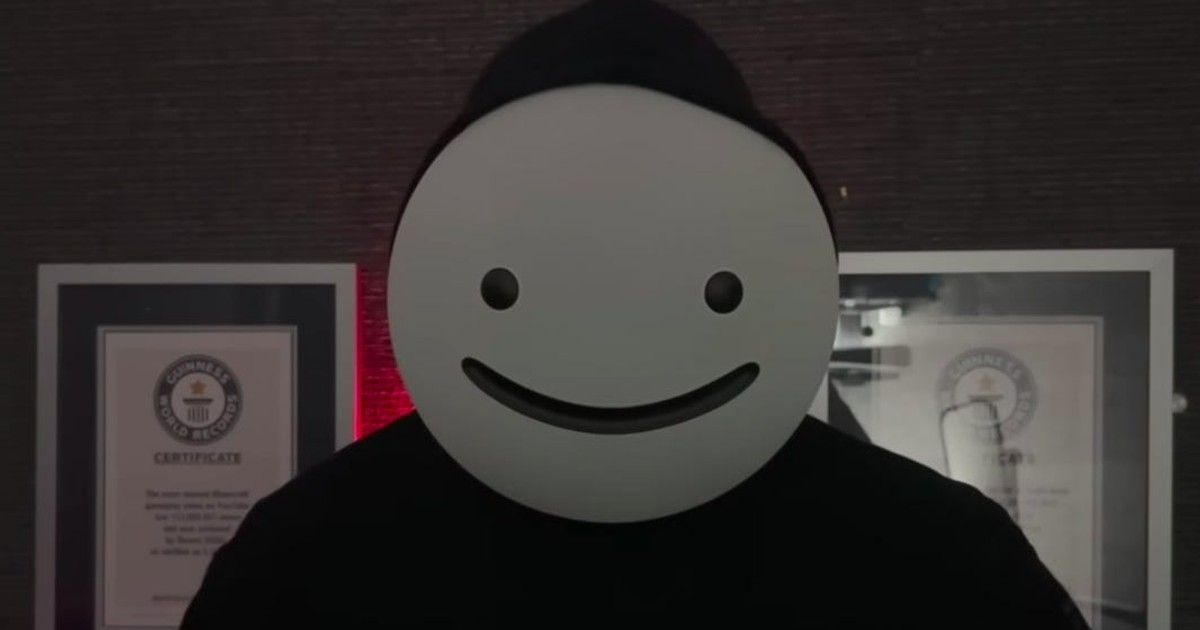 Gaming YouTuber Dream deleted his face reveal video, says he regrets it ...