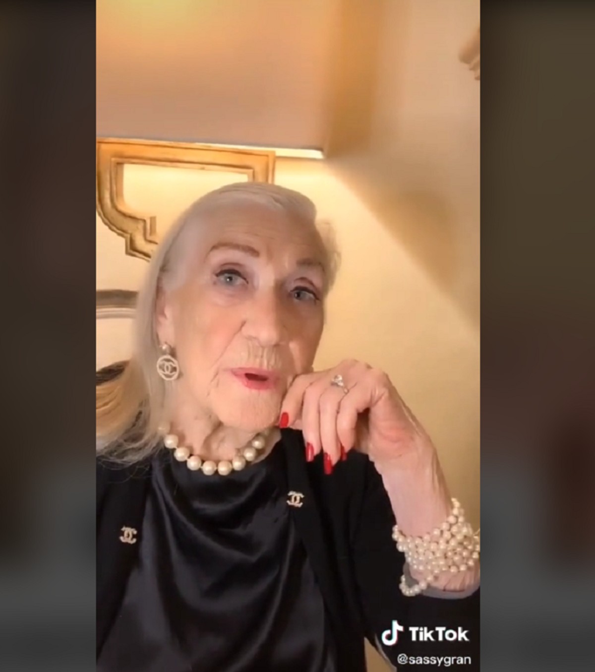 Doris (94) je saznala da je SUPRUG VARA: Osvetu je SERVIRALA HLADNO i ...