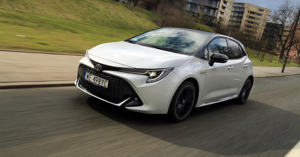 Toyota Corolla 2.0 Hybrid Dynamic Force GR Sport – fajnie jeździ i ...