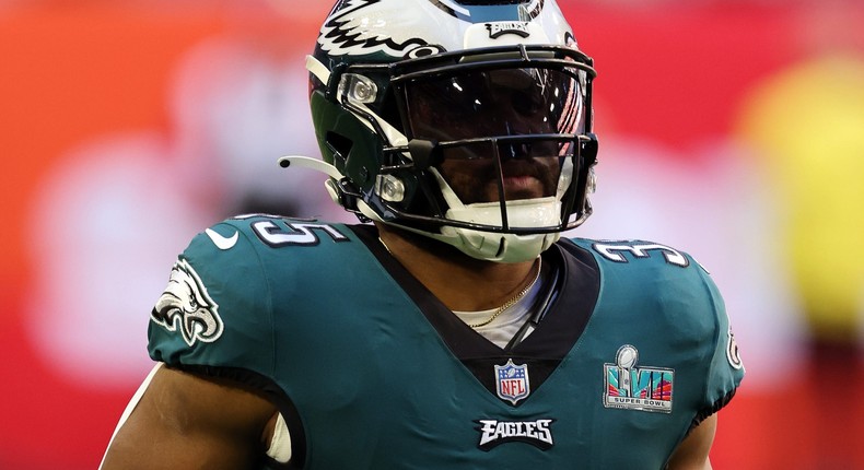 An Eagles running back stayed on the field to watch the Chiefs ...
