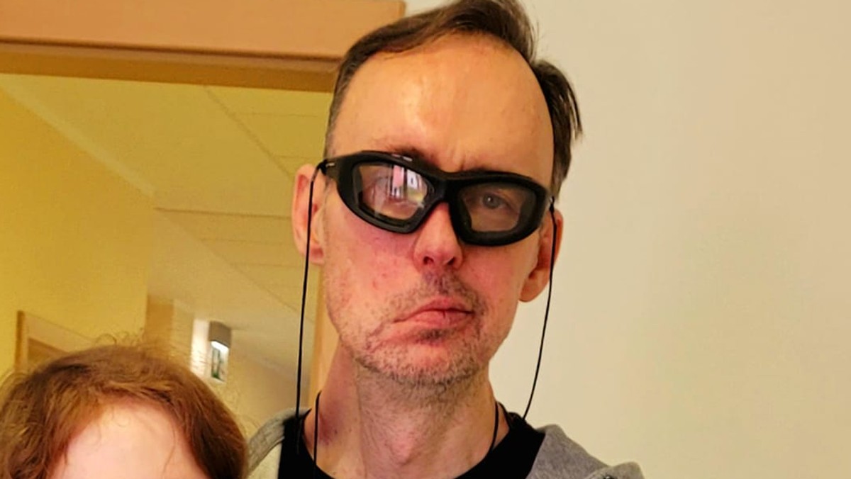 Jacek Janiszewski walczy o zdrowie. Miał guza mózgu, potrzebuje ...