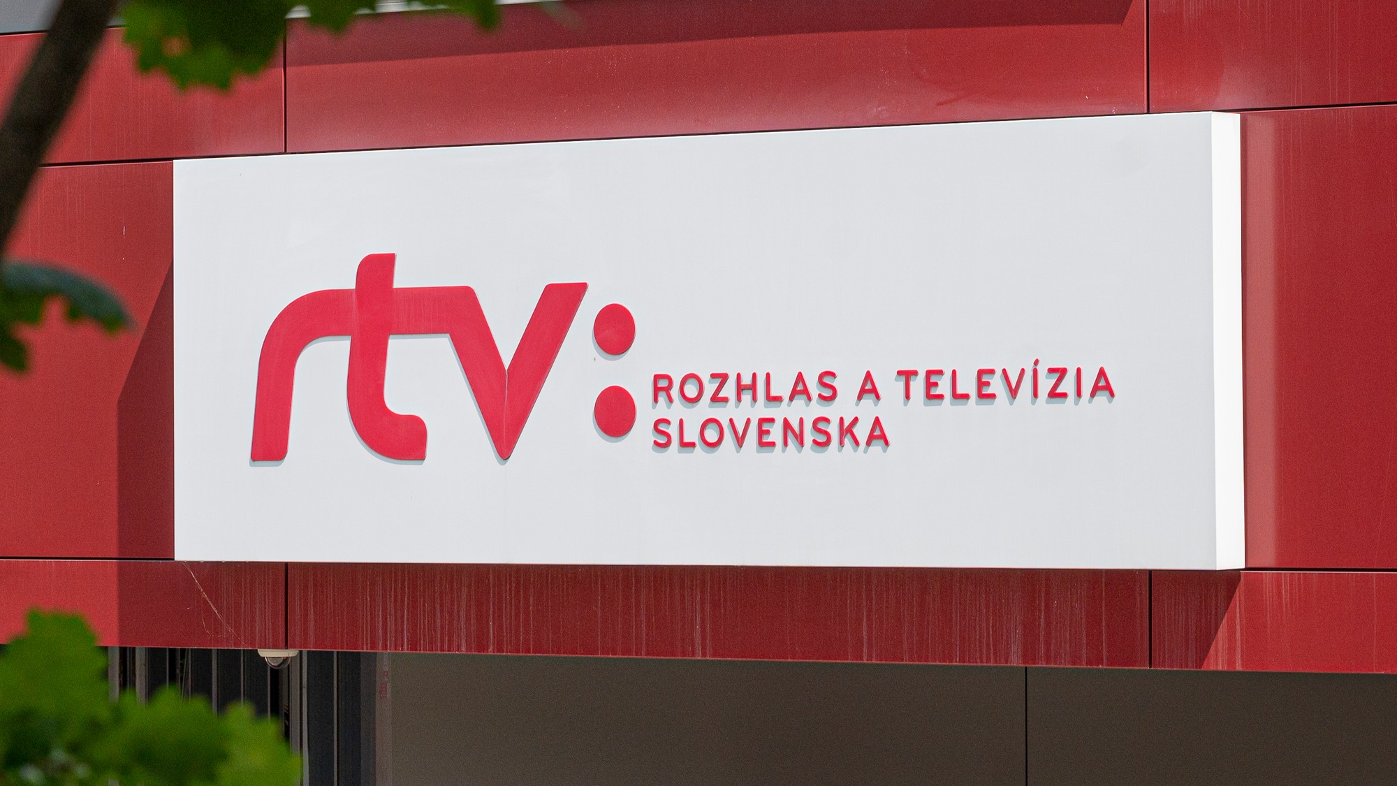 Zemetrasenie v RTVS: Po odvysielaní Ficovho prejavu odišli štyria členovia vedenia spravodajstva ...