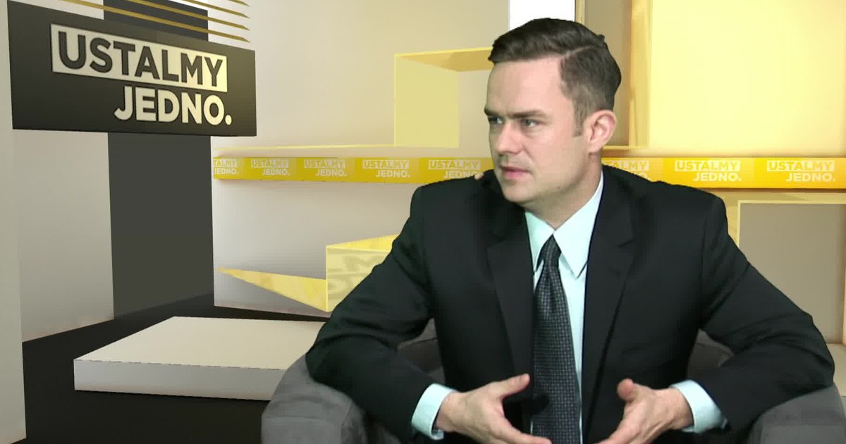 Adam Hofman: przed bitwą ważnych figur się broni - Wiadomości