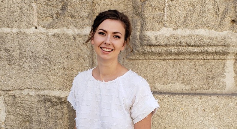 I made $10,495 in one month of freelancing and worked less than 16 ...