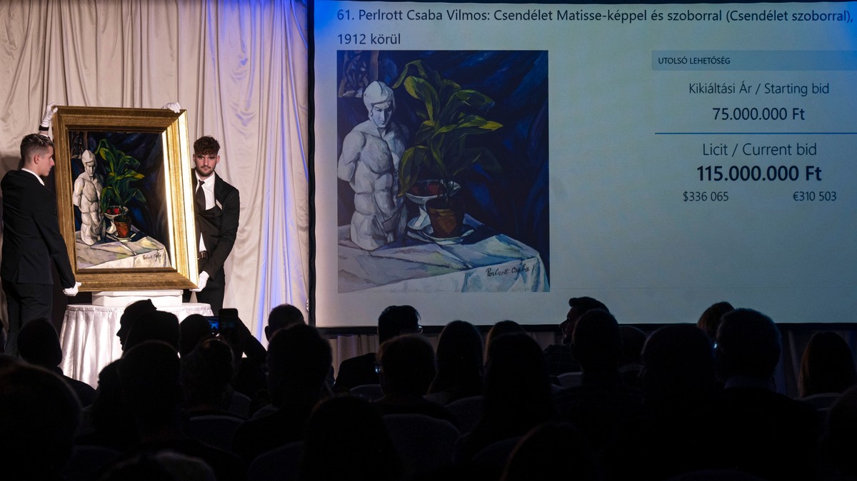 Közel 370 millió forintért keltek el festmények a a Kieselbach Galéria ...