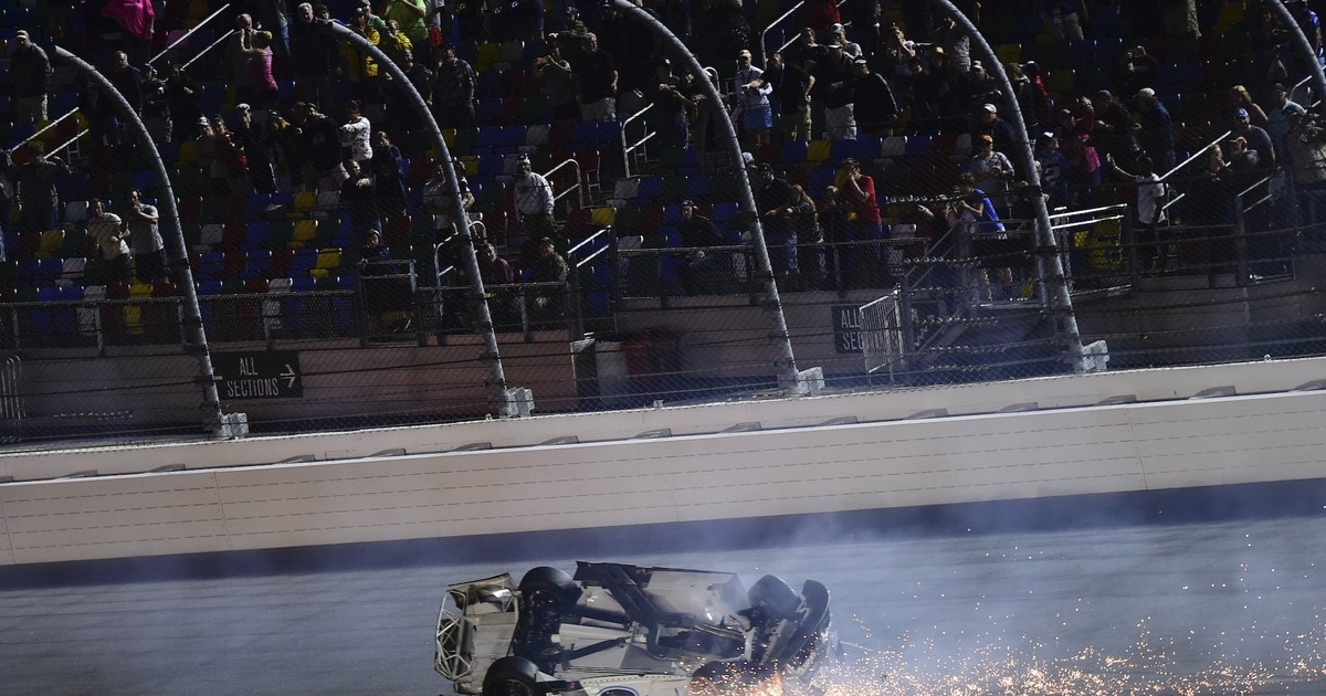 Photos show how Ryan Newman's devastating, fiery 190 mph crash at the ...