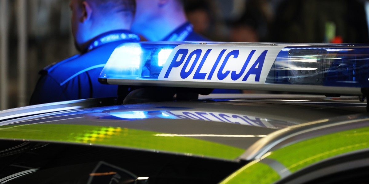 Karygodny incydent w szkole w Poznaniu. Uczeń uderzył fletem ...