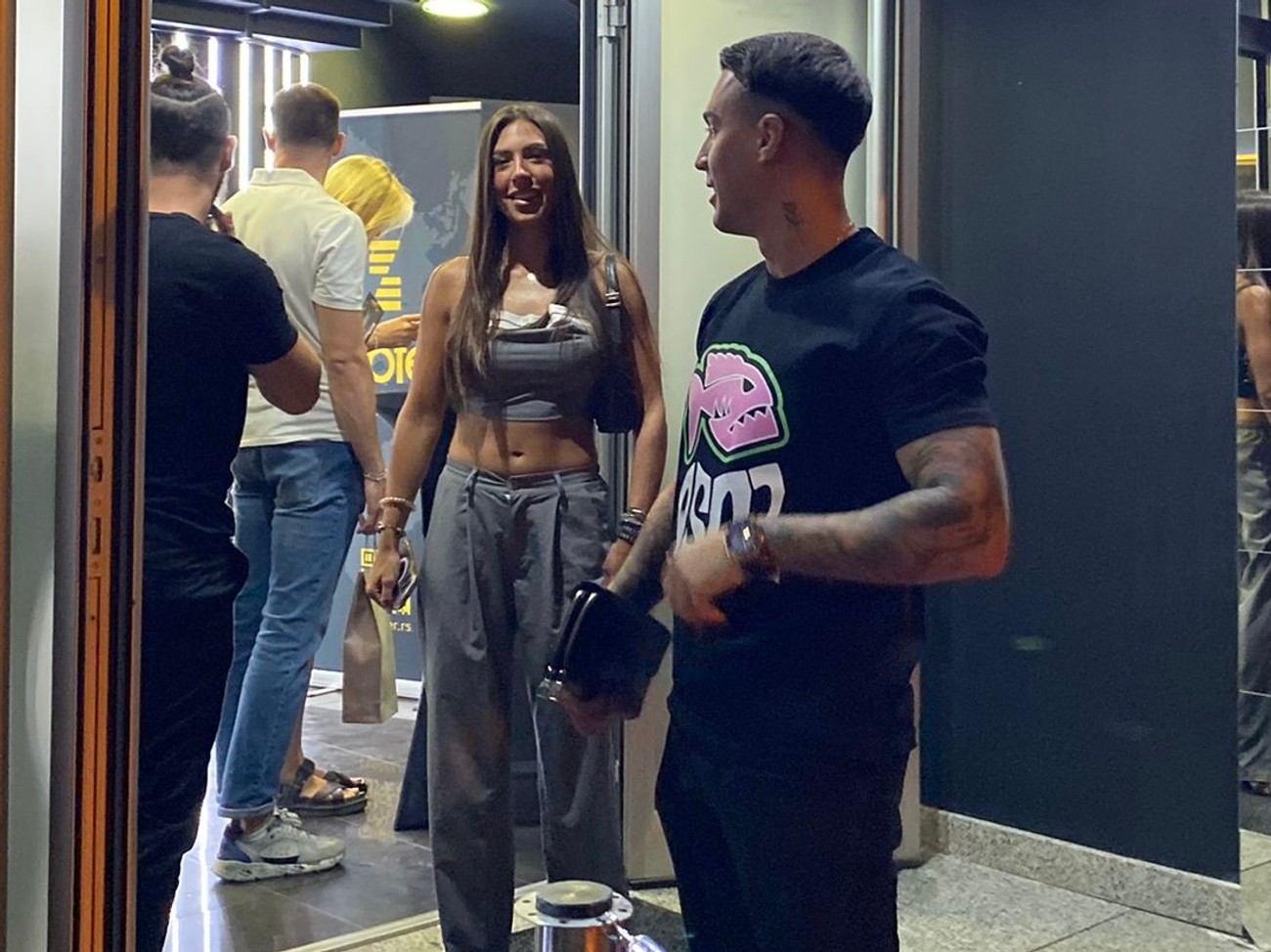 Mateja Matijević prvi put u javnosti sa novom devojkom: "Anksiozna je ...