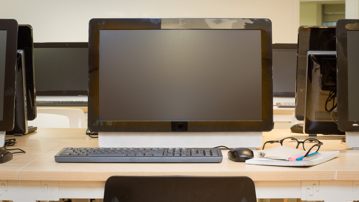Komputery All-in-One: porównanie najlepszych modeli