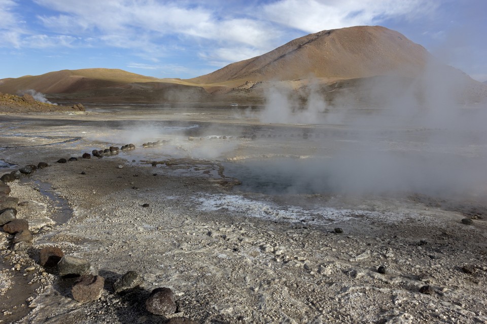 Gejzery El Tatio na pustyni Atacama w Chile - Podróże