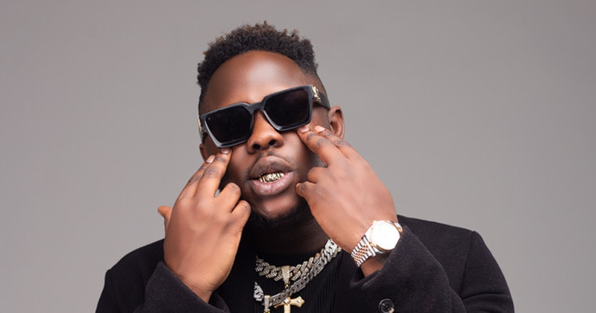 Davido is the only Nigerian artiste richer than me - Medikal shades ...