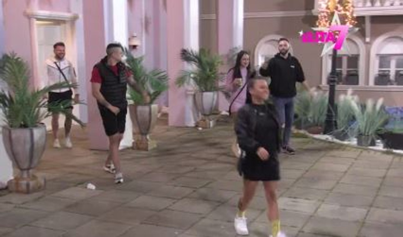 Evo ko je sinoć napustio Zadrugu 7 Elita - Blic