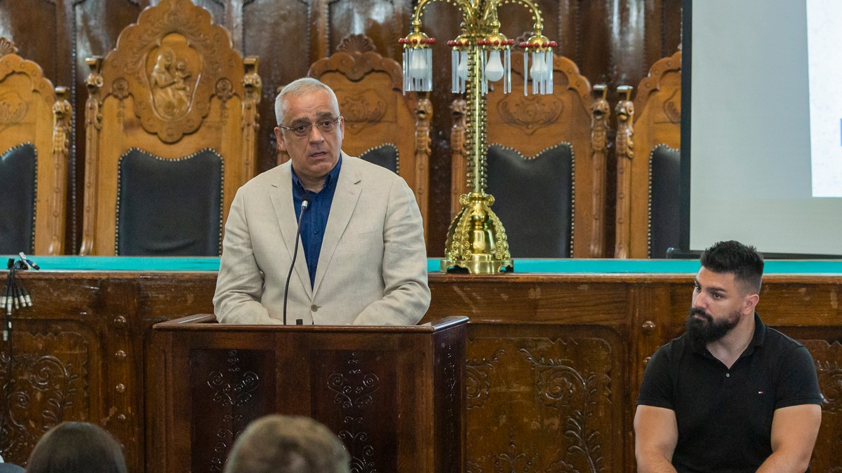 U Subotici održana tribina na temu bezbednosti mladih u saobraćaju - Blic