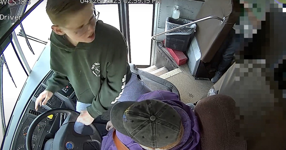 A Michigan 7th grader pulled off the heroic act of stopping a school bus carrying around 66 ...