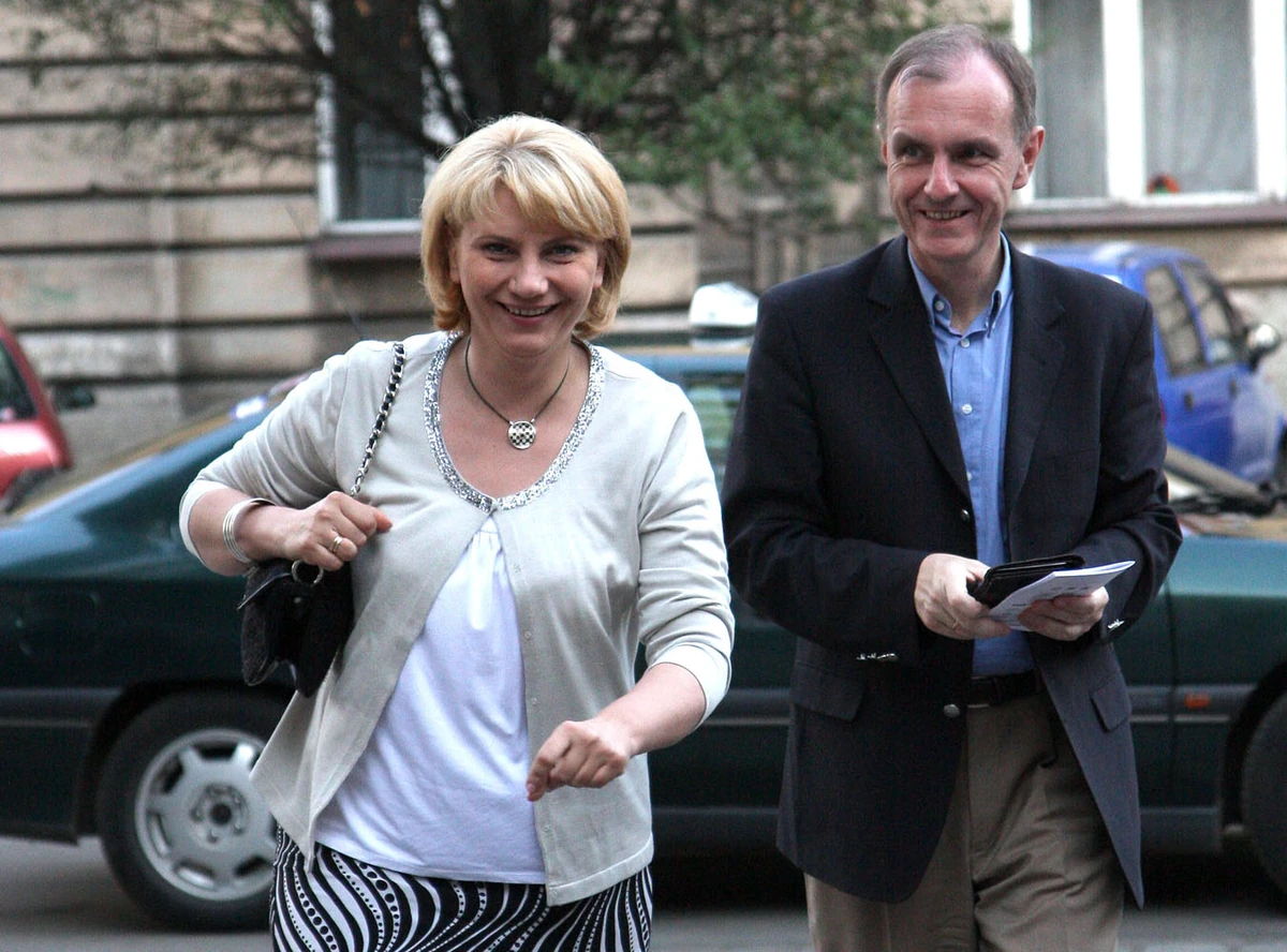 Żona ministra Klicha broni męża - Dziennik.pl