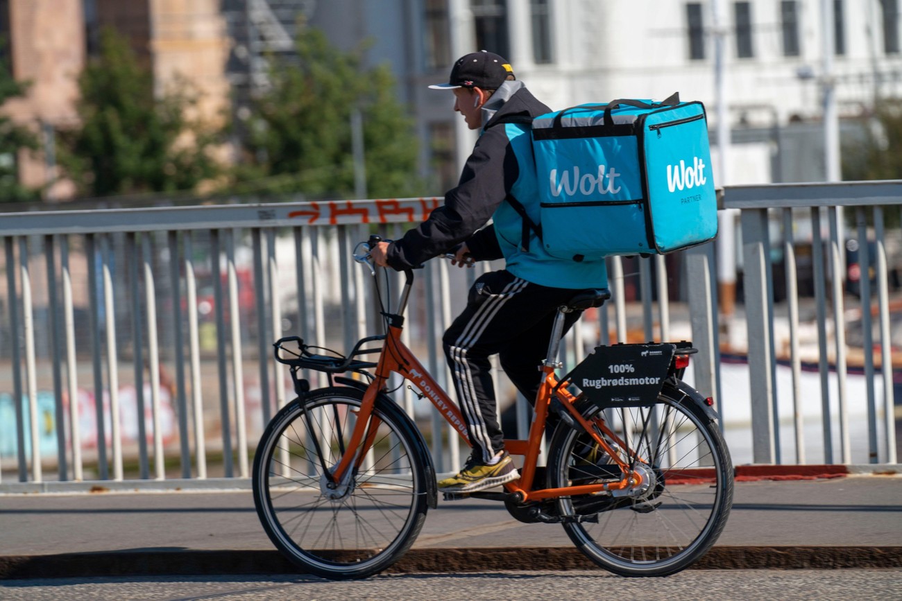 Opšta panika usred ručka! "Wolt" proradio posle skoro dva sata zastoja ...