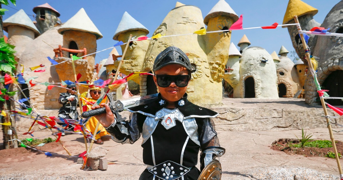 Niezwykłe miasto karłów, mają swojego cesarza - Wiadomości