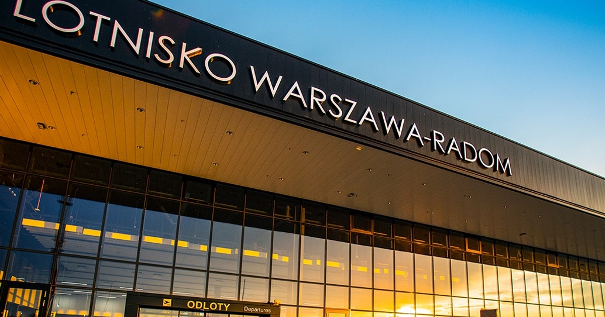 LOT-em bliżej z Radomia do Warny. To na razie koniec marzeń o ...