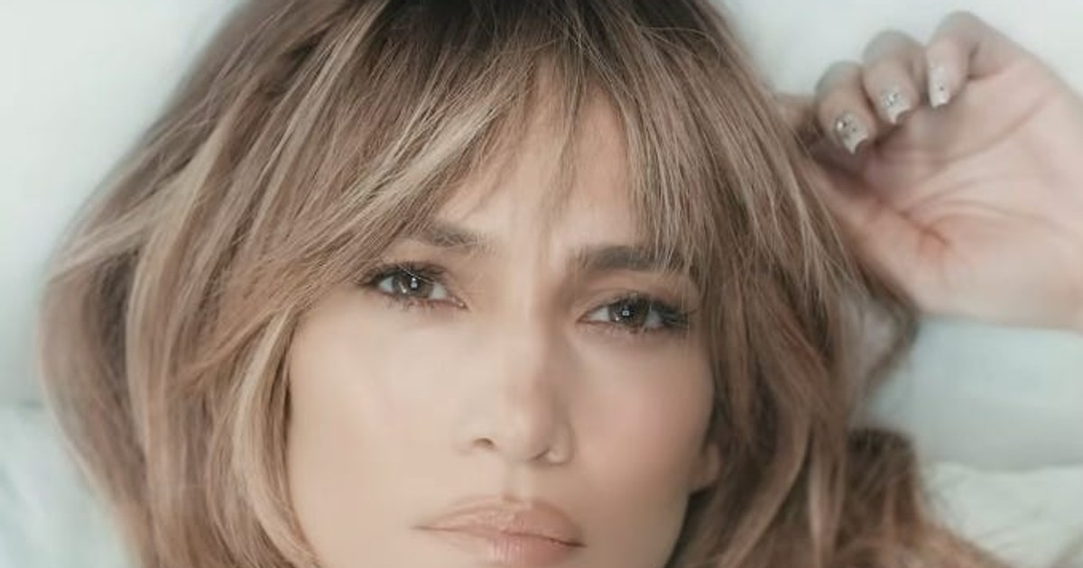 We watched the J.Lo movie trailer and tried to guess what it's about ...