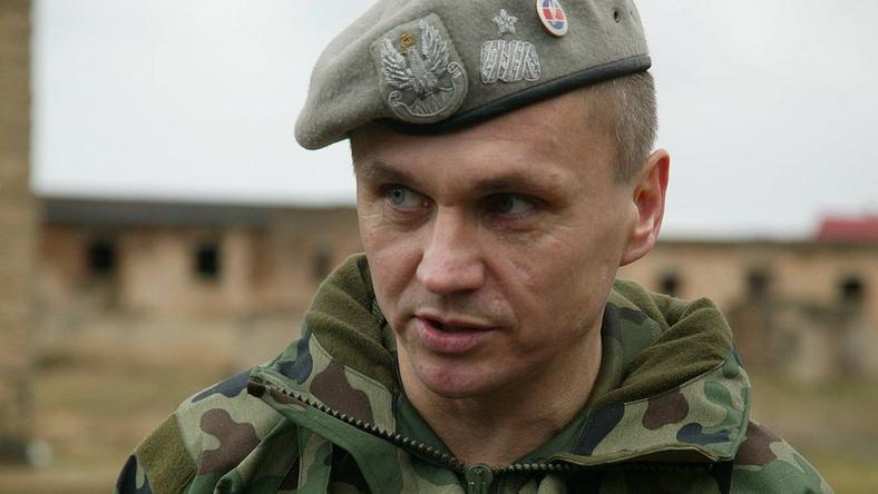 Gen. Roman Polko: wojna w Donbasie jest z góry przegrana - Wiadomości