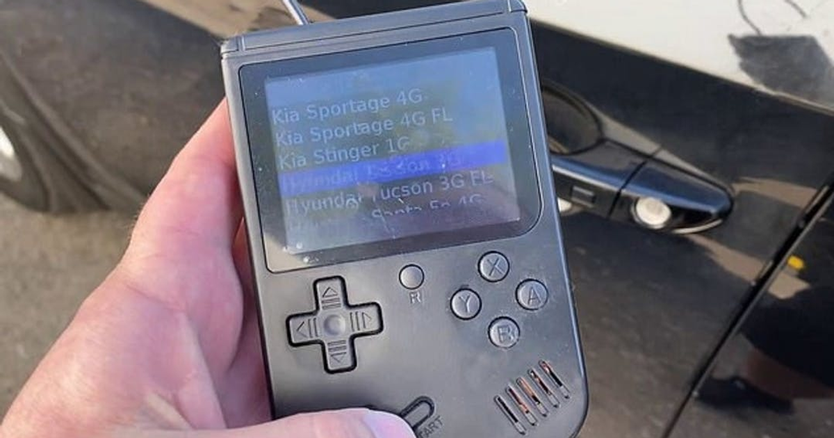 Wygląda jak Game Boy i otworzy dowolne auto na pilota. "Najbardziej ...