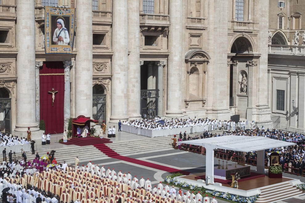 113 éve Ágnesként született Teréz anya - Blikk