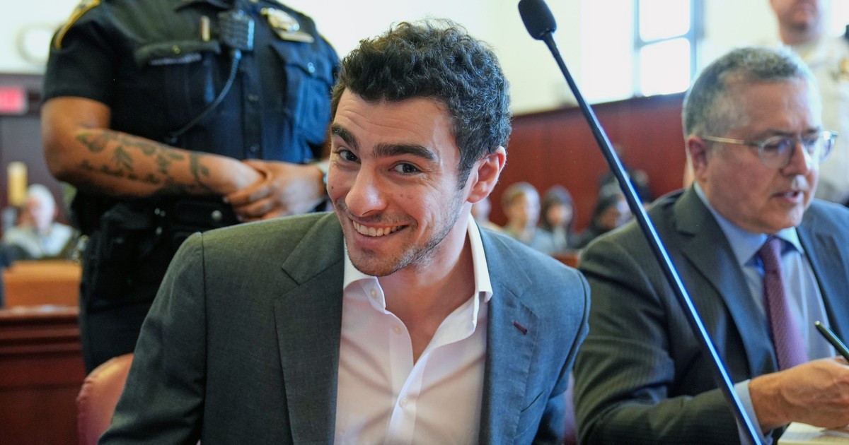 A man impersonated an FBI agent in a botched jailbreak attempt at Luigi ...