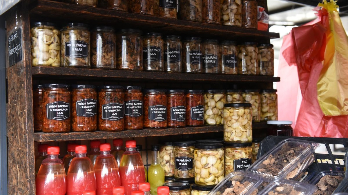 "Beogradski noćni market" na pijaci Kalenić 1. avgusta od 17 do 22 sata ...