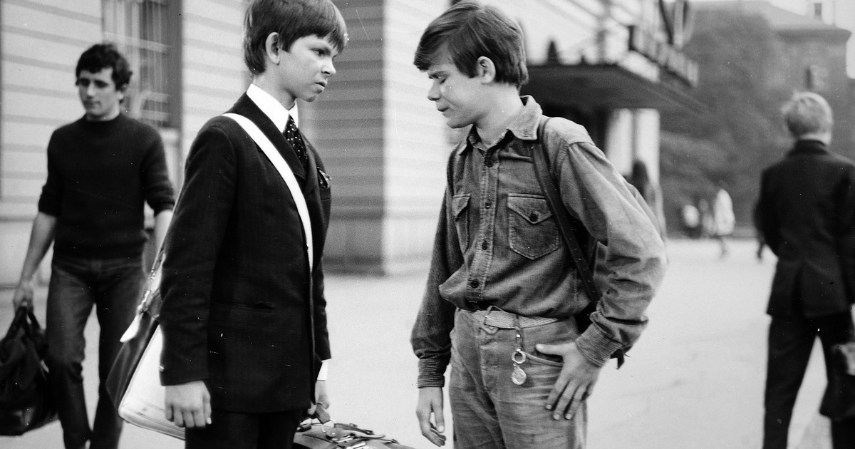 Kim byli Paragon, Cegiełka, Perełka i Tolek Banan? QUIZ z kultowych seriali