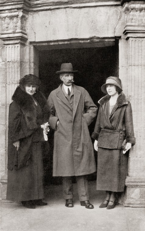 Rodzina królewska: w żyłach Elżbiety II nie płynie błękitna krew. Jest ...