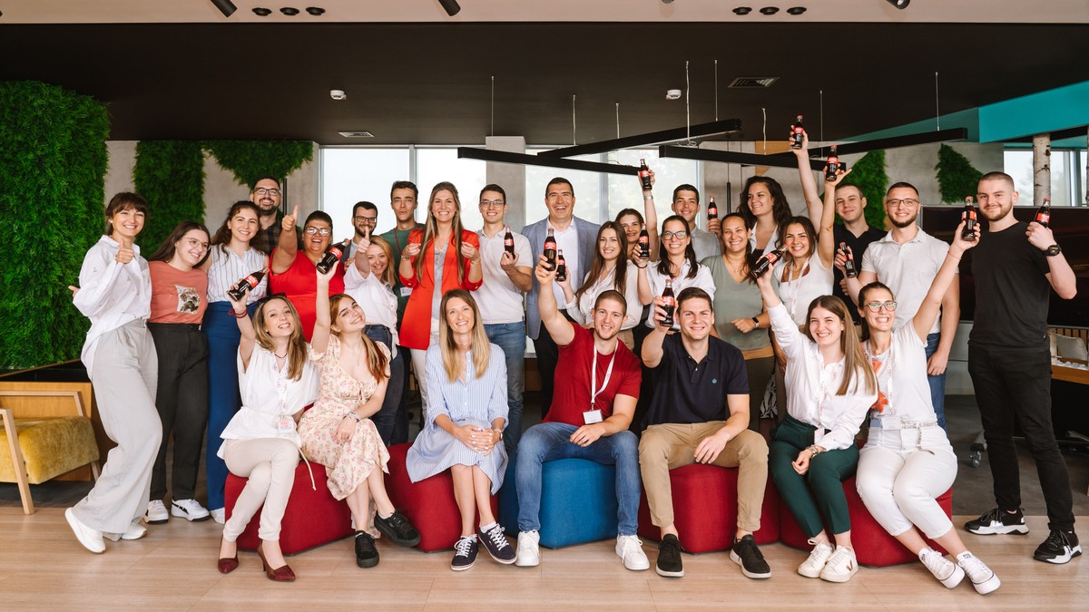 Kako izgleda biti deo Coca-Cola HBC tima – saznajte kroz program letnje ...