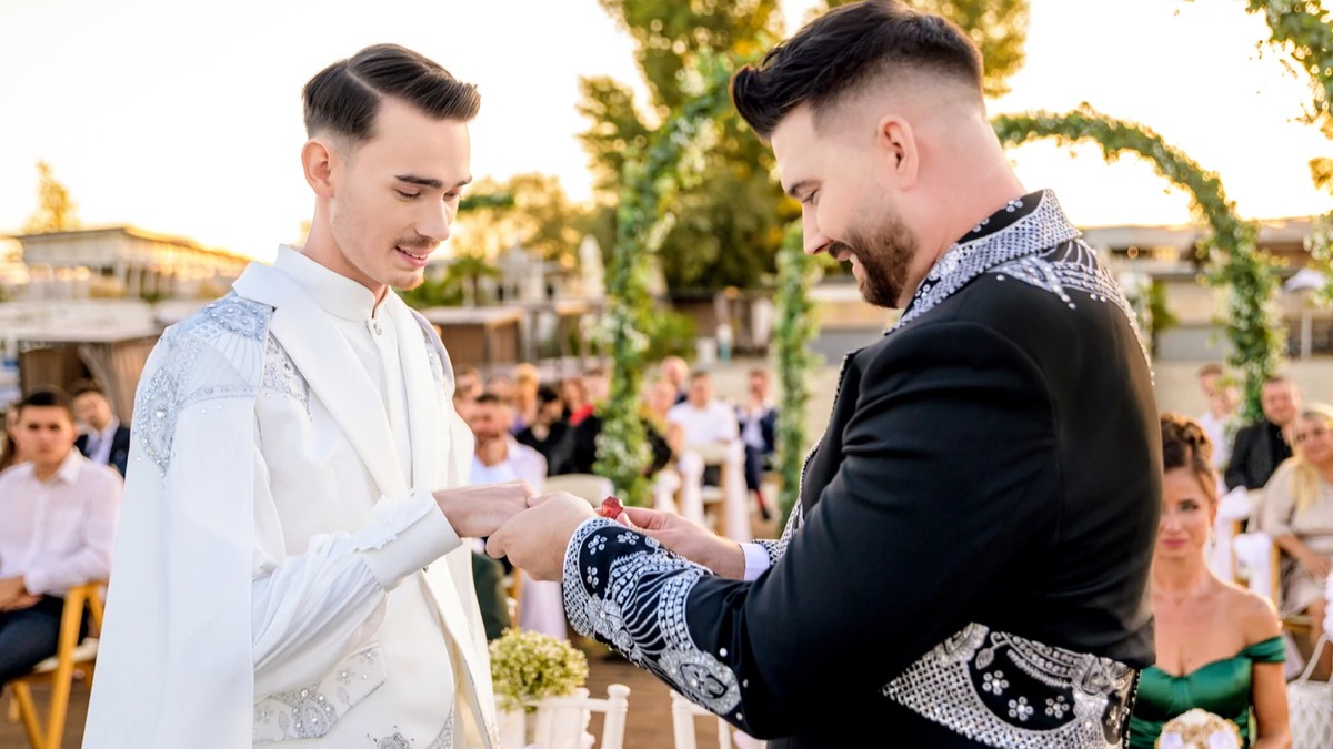 Igazi sztárkoszorú volt Osváth Zsolt és szerelme esküvőjén - Blikk