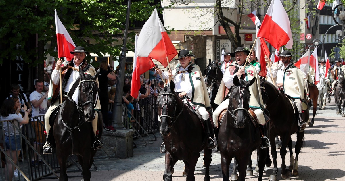Obchody 3 maja w całej Polsce. Jak Polacy świętują ten dzień? - Wiadomości