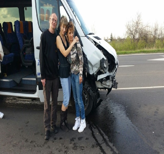 Sokk! Autóbalesetet szenvedett Keresztes Ildikó és társulata - Blikk Rúzs Sokk! Autóbalesetet szenvedett Keresztes Ildikó és társulata - Blikk Rúzs