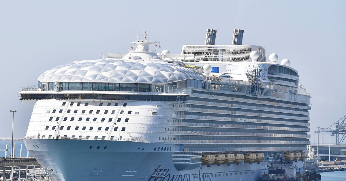 At least 10 people on cruise ships went overboard this year, and 2 ...