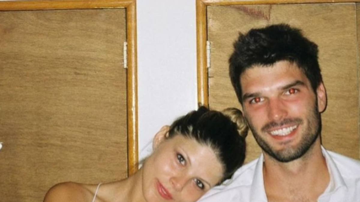 Porodila se Vanja Nenadić, glumica sa kolegom dobila dečaka - Blic