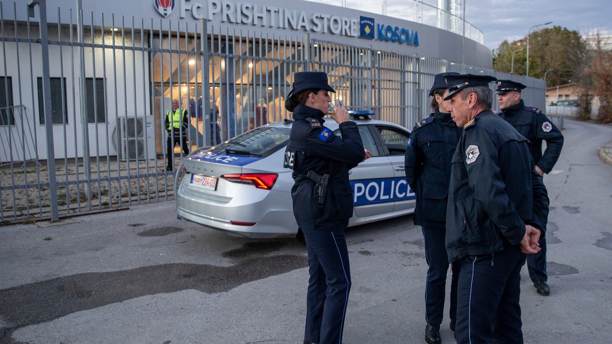Ubijena žena u Peći: Suprug pucao na nju u porodičnom domu - Blic
