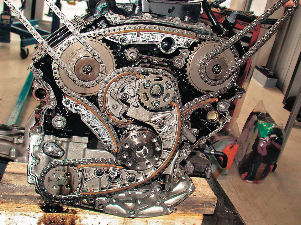 Łańcuchowy napęd rozrządu - jak działa, co się psuje, ile kosztuje?