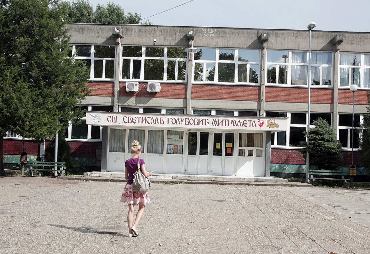 "ZNAMO DA JE PO ZAKONU, ALI NE I PO ZDRAVOM RAZUMU!" Đaci osnovne škole ...