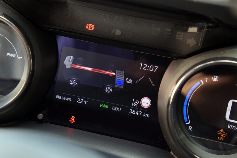 Mazda 2 Hybrid to lek na drogie paliwo. Pali tylko 3 litry w mieście