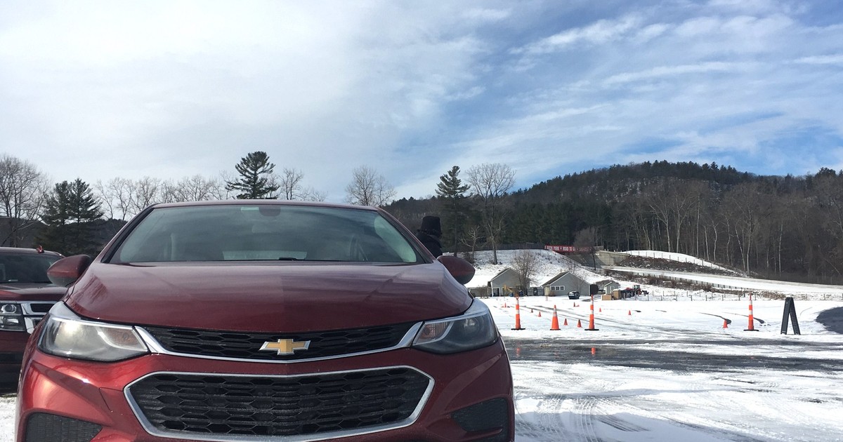 I took a Chevy Cruze off-roading through the snow — here's what it ...
