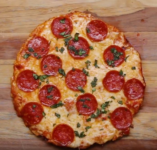 PAŽNJA, jer znamo recept za TESTO ZA PICU KOJE SE NE MESI i ne PEČE ...