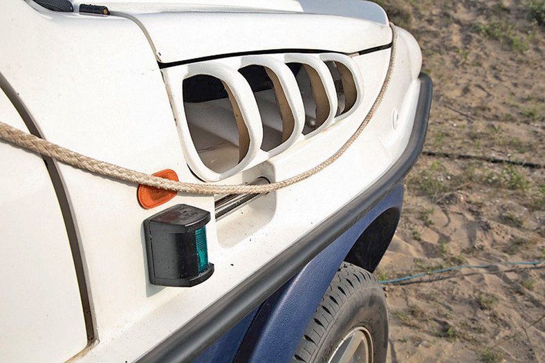 Pływające samochody - Dutton Surf, GAZ-46, Amphicar XL, Beijing Jeep i ...