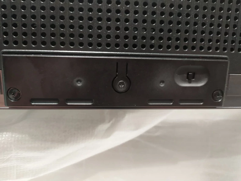 Recenzja TCL735 - tani telewizor QLED 4K z Google SmartTV