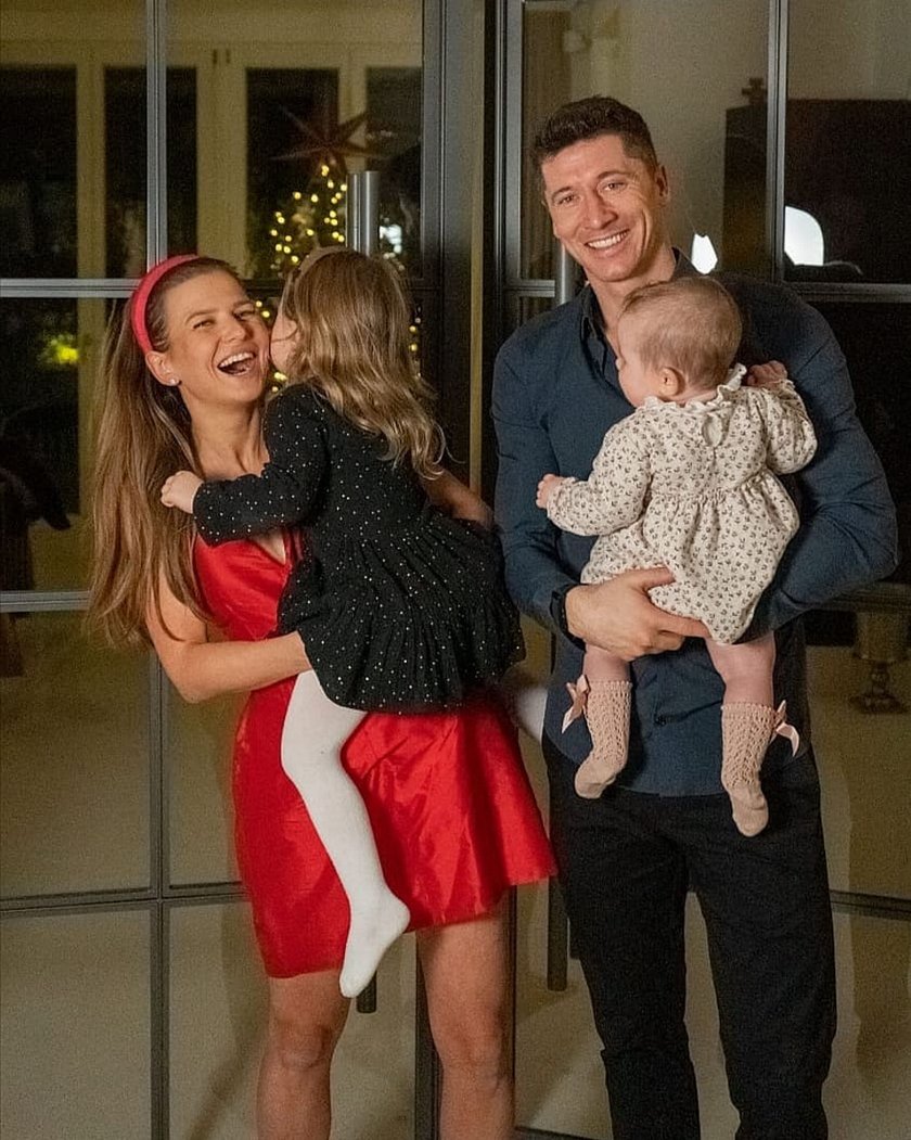 Robert Lewandowski rodzina. Robert Lewandowski mówi o rodzinie. Robert ... Robert Lewandowski rodzina. Robert Lewandowski mówi o rodzinie. Robert ...