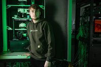 Rozciął sobie nogi, by zaprezentować swoją technologię. Zebrał na nią 4,3 mln dol.